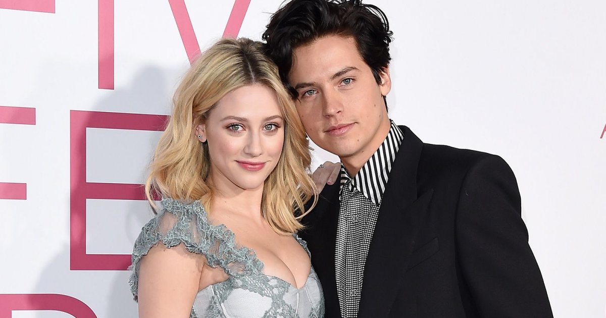 Cole Sprouse cuenta la verdad sobre el fin de su relación con Lili Reinhart - m360.cl