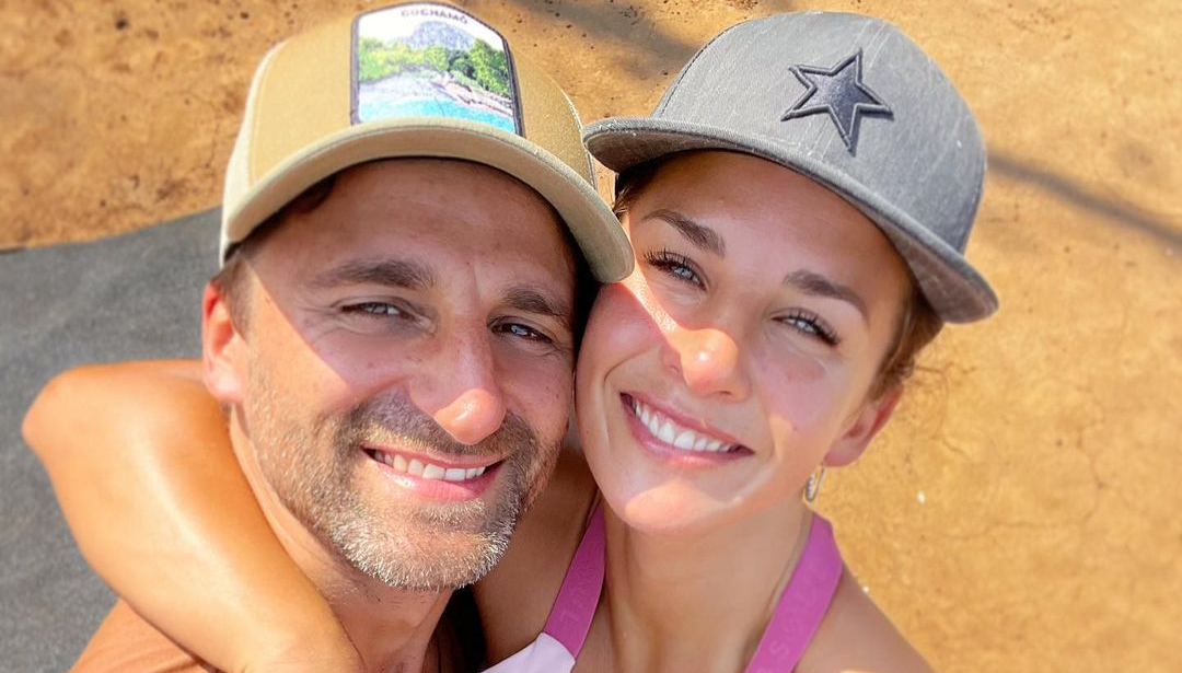 ¡Felicidades! Emilio Edwards y Fran Masanes se comprometieron - m360.cl