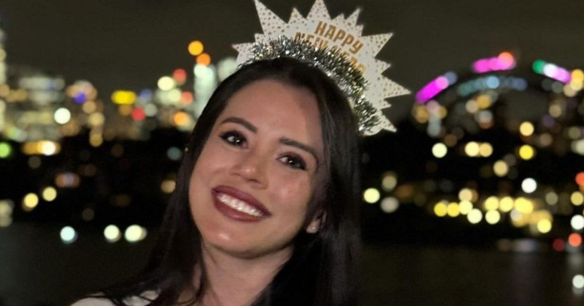 Angie Alvarado y su hermana Xephora dieron la bienvenida al 2024 - m360.cl