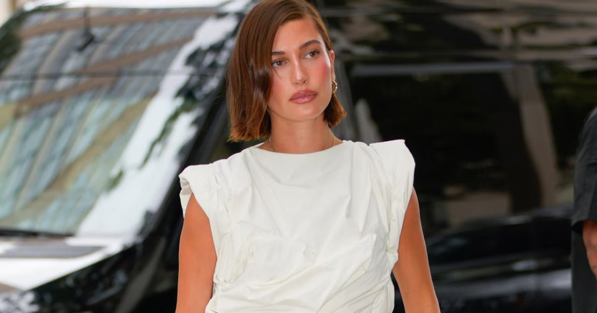 Hailey Bieber luce su pancita de embarazada en nuevas fotos - m360.cl